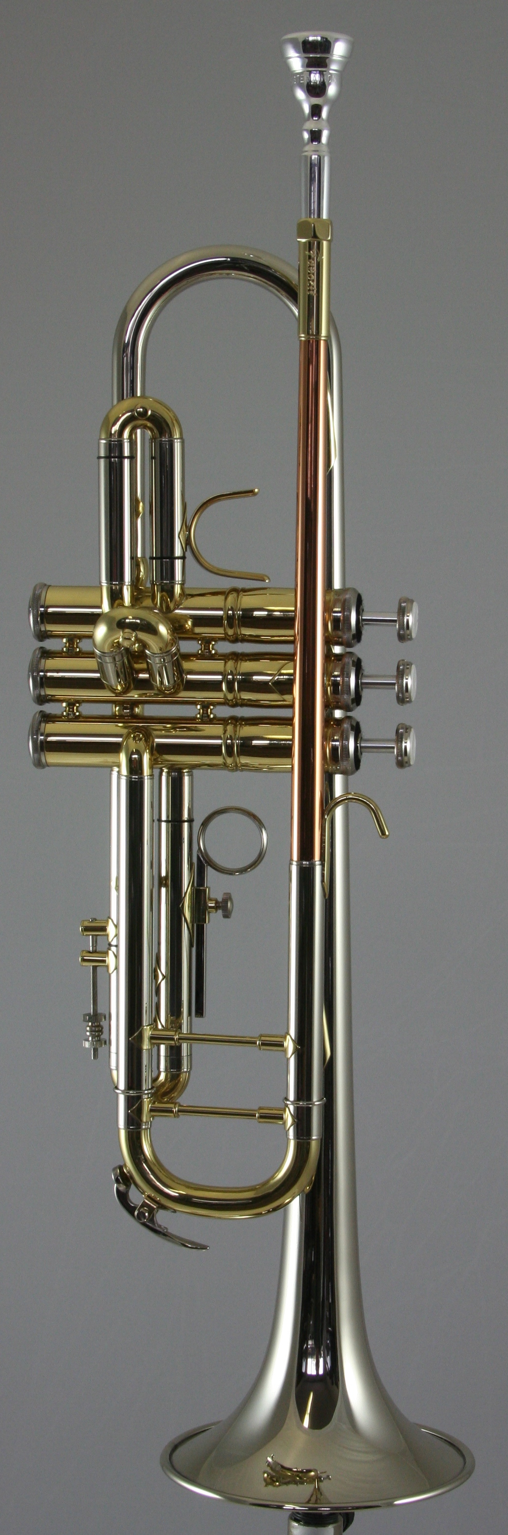 B-Trompete Favorit 980,00 [mehrere Vorführmodelle ab € 495,00]